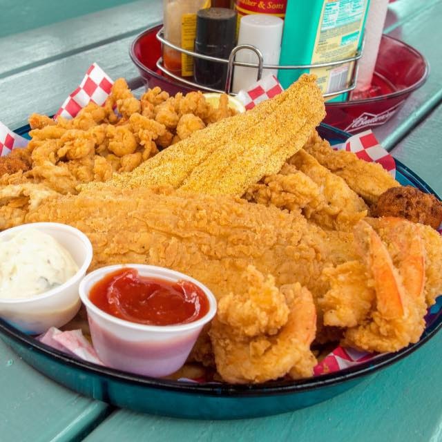 Texas' Top Rated Fast-Casual Seafood Restaurant | The Catch